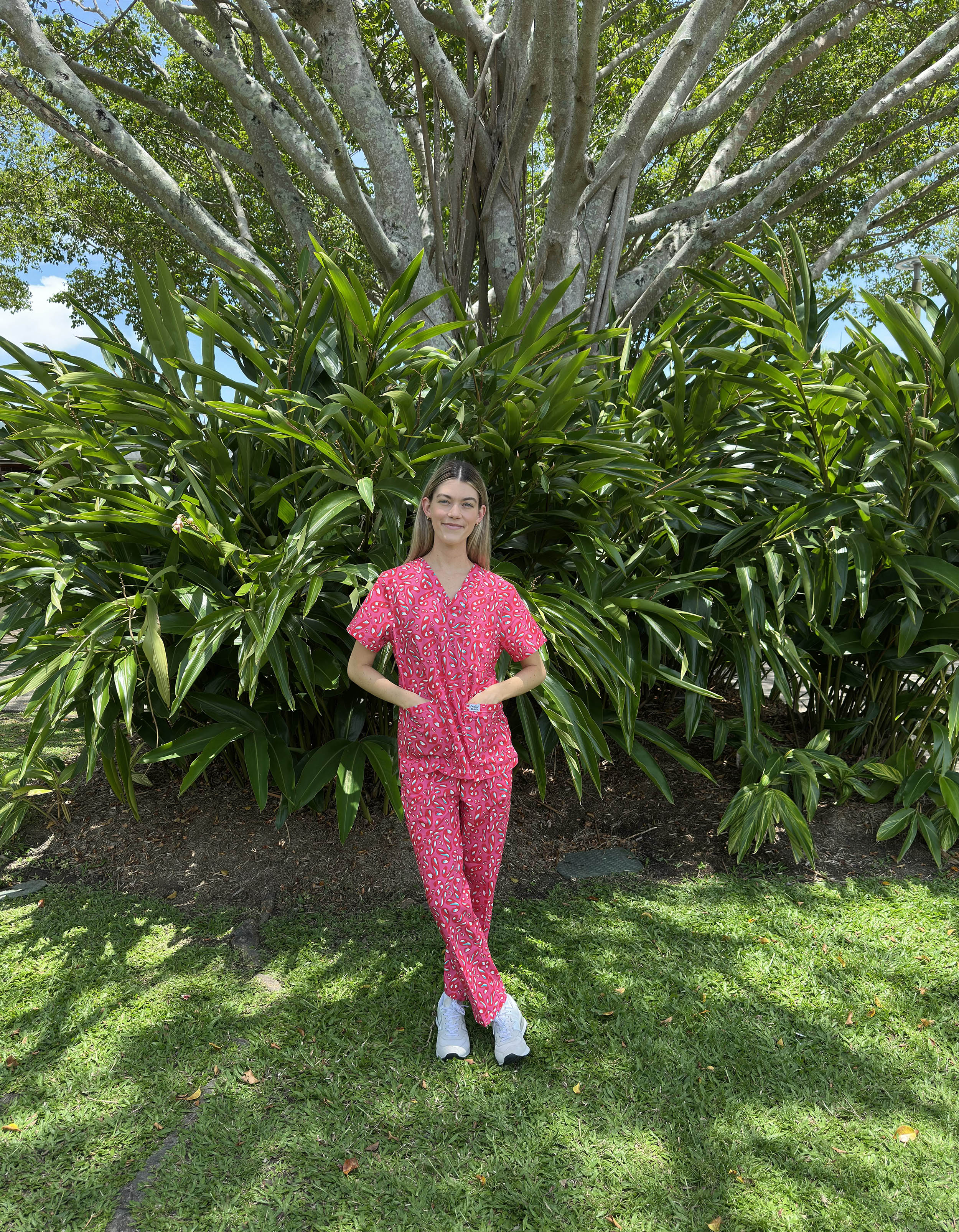 Christmas Candy Cane Print Full Nursing Scrub Set – Soulful Scrubs